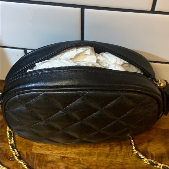 L.J. Simone | Bags | Lj Simone Ny Quilted Black Faux Leather Purse ...